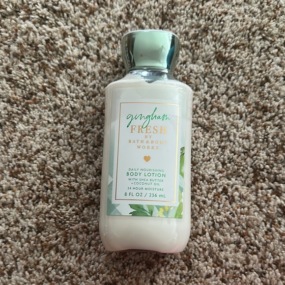 Bath & Body Works | Bath & Body | Gingham Fresh Body Lotion | Poshmark